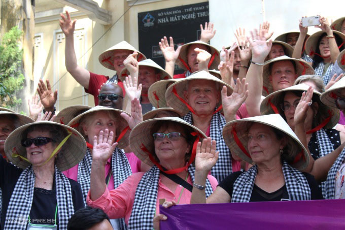 Top 5 Places To Buy Conical Hat In Vietnam